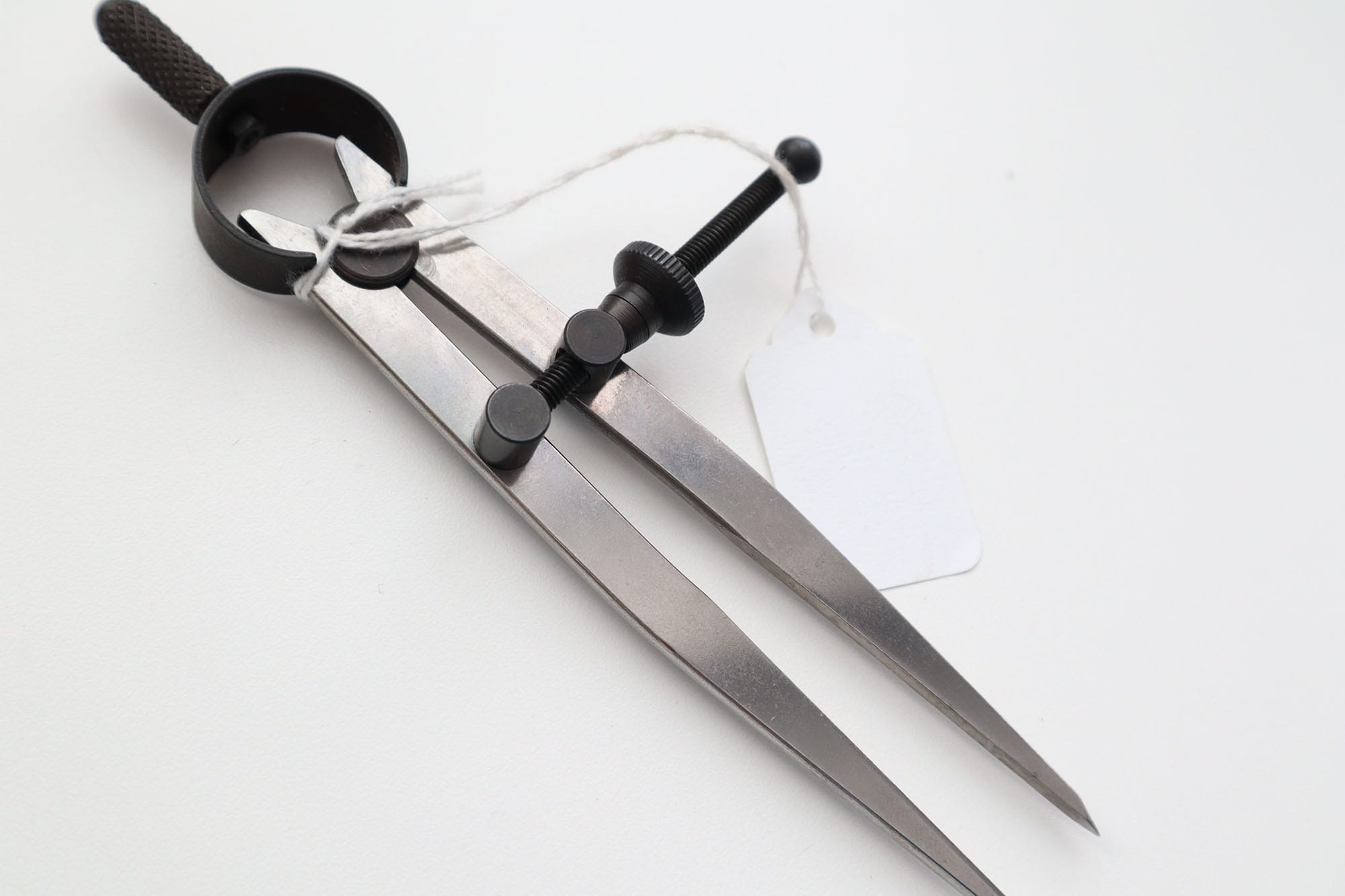 Spotlight: My Favorite Spring Divider for Bookbinding - a time-saving tool