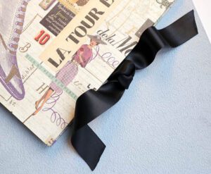 Tutorial | How to Make a Stab Bound Book with Loose Leaf Paper